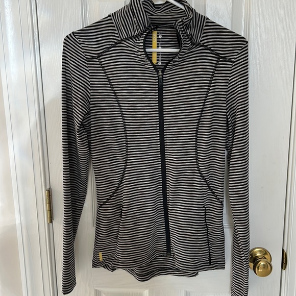 Lole | Jackets & Coats | Lole Thin Zip Front Topjacket | Poshmark